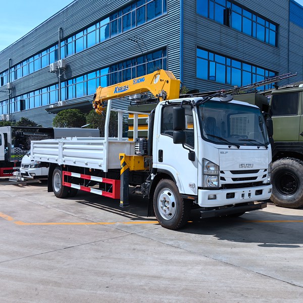 ISUZU 700P 5tons 4 sections straight arm crane with 14ft dropside_Chengli
